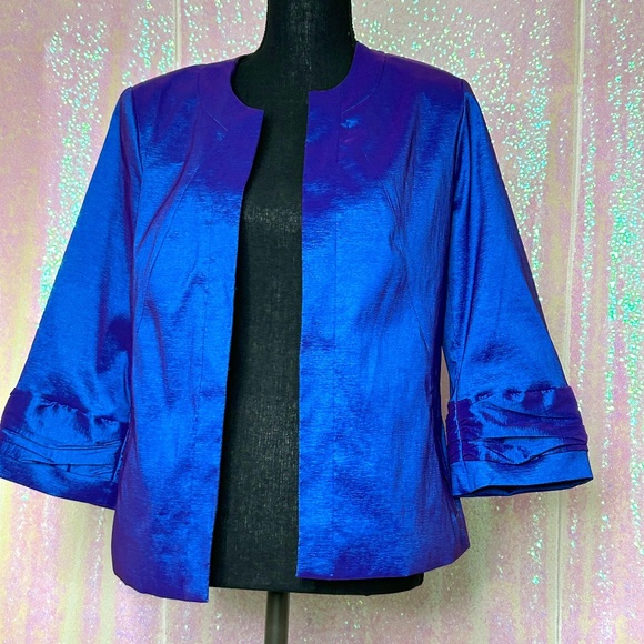 Bleu Bayou | Jackets & Coats | Bleu Bayou Shimmery Iridescent Jacket ...